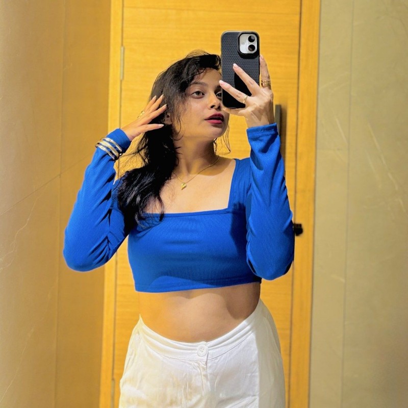 Blue (@deepi_ka899) | Snapchat Stories, Spotlight & Lenses