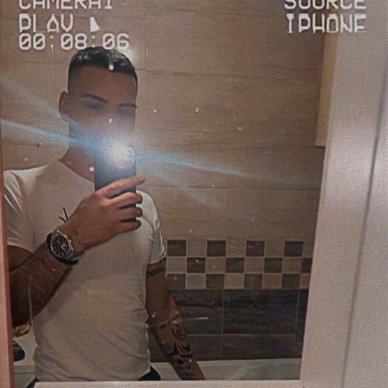 Dejan Simic (@dejan_simic2025) | Snapchat Stories, Spotlight & Lenses