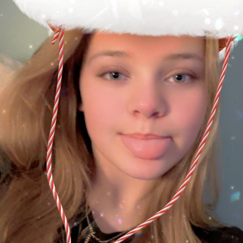 Delaney Miller (@delaneym9333) | Snapchat Stories, Spotlight & Lenses