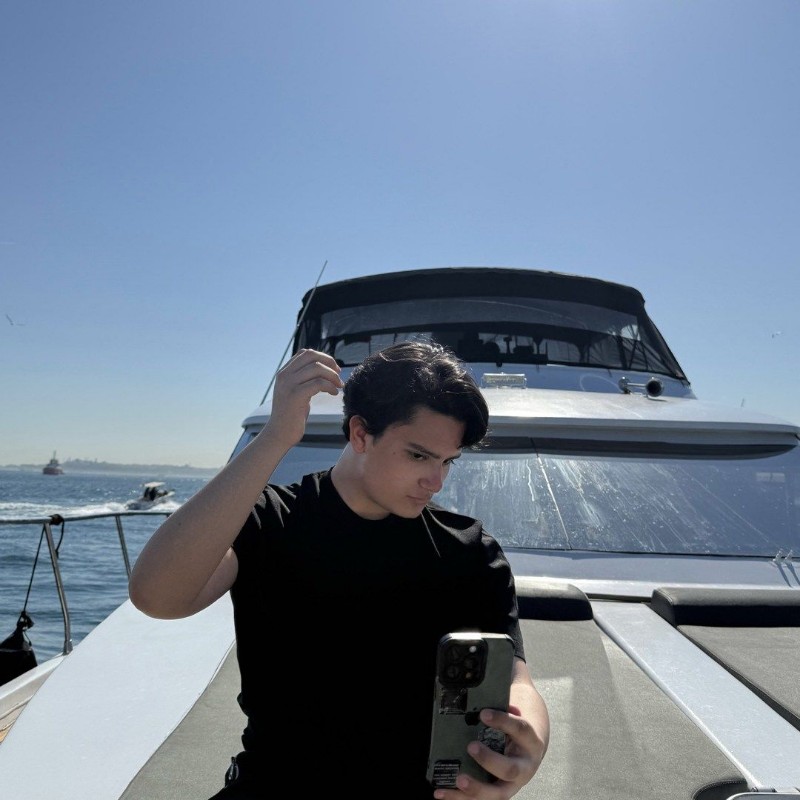 A.I. (@demha_2109) | Snapchat Stories, Spotlight & Lenses