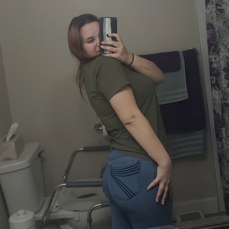 🦋Denica🦋 (@denica_toews) | Snapchat Stories, Spotlight & Lenses