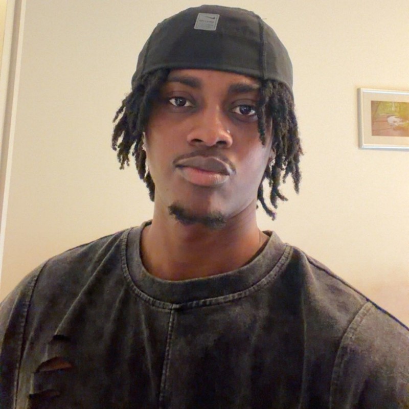 prince derrick (@derrick_hx) | Snapchat Stories, Spotlight & Lenses