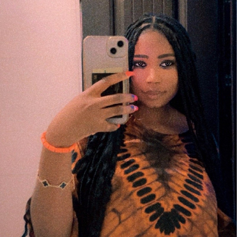 Favour (@destiny_anni06) | Snapchat Stories, Spotlight & Lenses