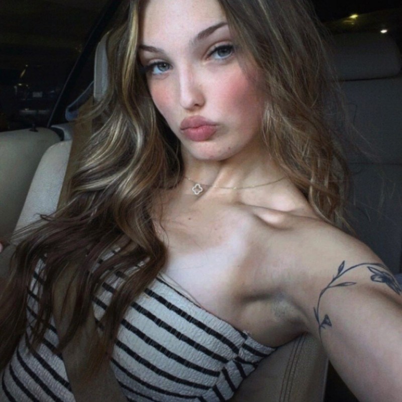 Destiny (@destiny_dinger) | Snapchat Stories, Spotlight & Lenses