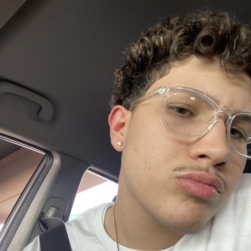 Dev🦦🤩 (@dev_702lv) | Snapchat Stories, Spotlight & Lenses