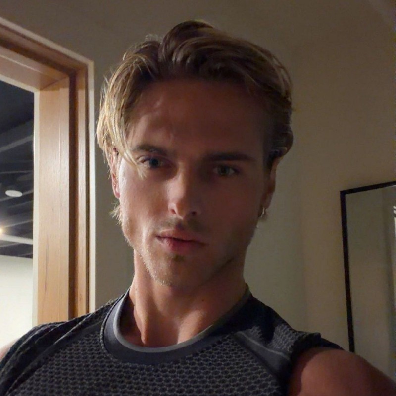 Deven Fagan (@deven.fagan) | Snapchat Stories, Spotlight & Lenses