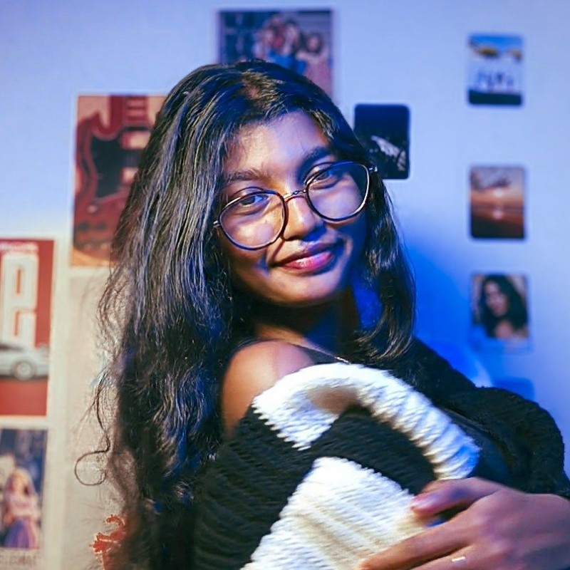 Peekz 💕 (@devika_krishnas) | Snapchat Stories, Spotlight & Lenses