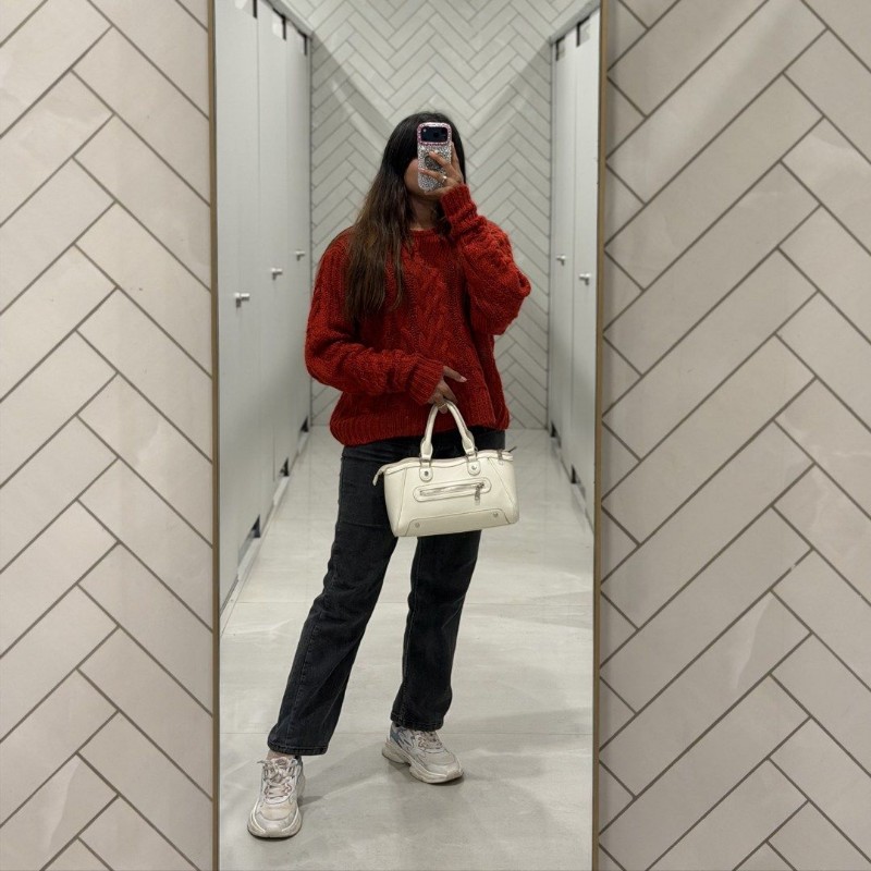 Urvi🌙 (@devine-soul) | Snapchat Stories, Spotlight & Lenses