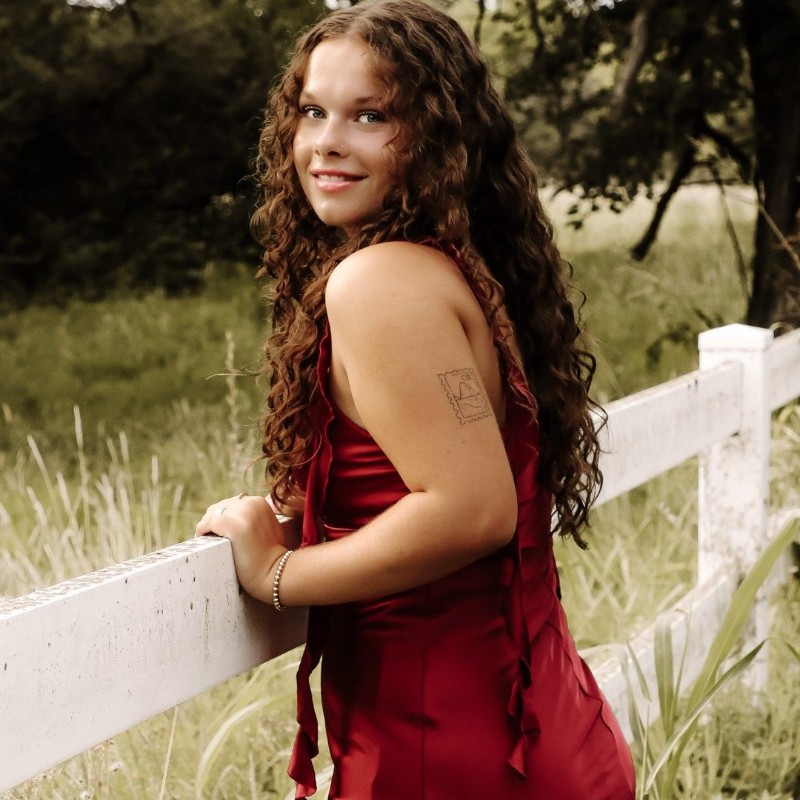 devlyn helms (@devlynhelms) | Snapchat Stories, Spotlight & Lenses