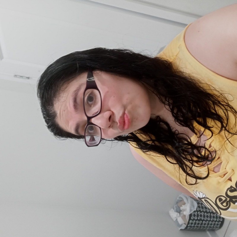 Dezarae J Medina (@dezarae_medin23) | Snapchat Stories, Spotlight & Lenses