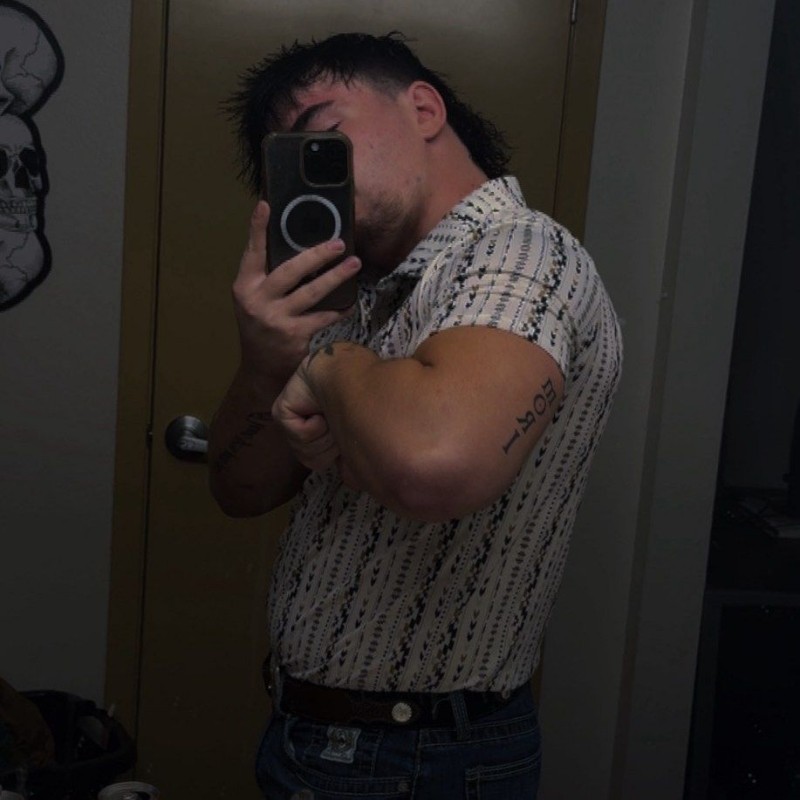 dillon (@dillonmullen) | Snapchat Verhalen, Spotlight en Lenzen