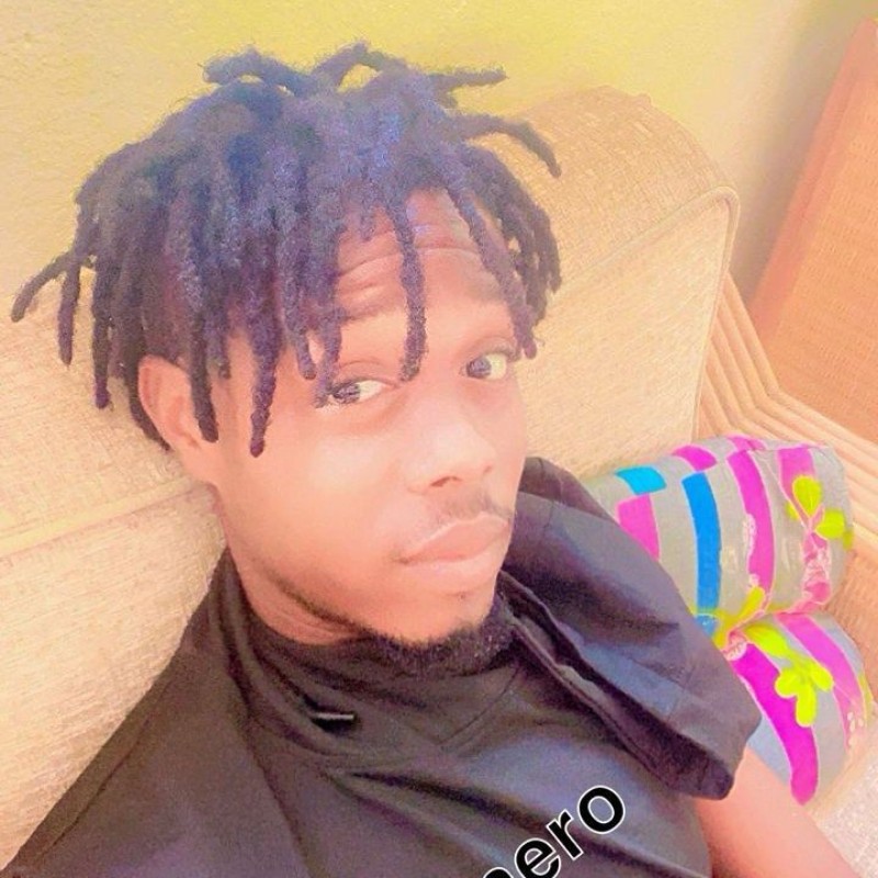 Dinero Teddy (@dineroteddy) | Snapchat Verhalen, Spotlight en Lenzen