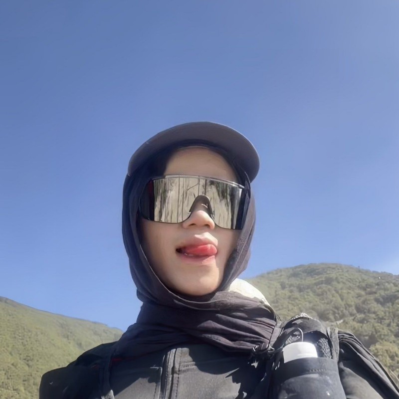 dini amelia (@dini_amelia2025) | Snapchat Stories, Spotlight & Lenses