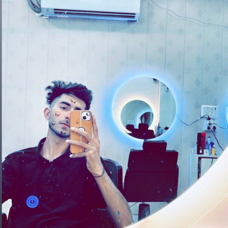 Amit Bishnoi 🇨🇦 (@dontrussm) | Snapchat Stories, Spotlight & Lenses