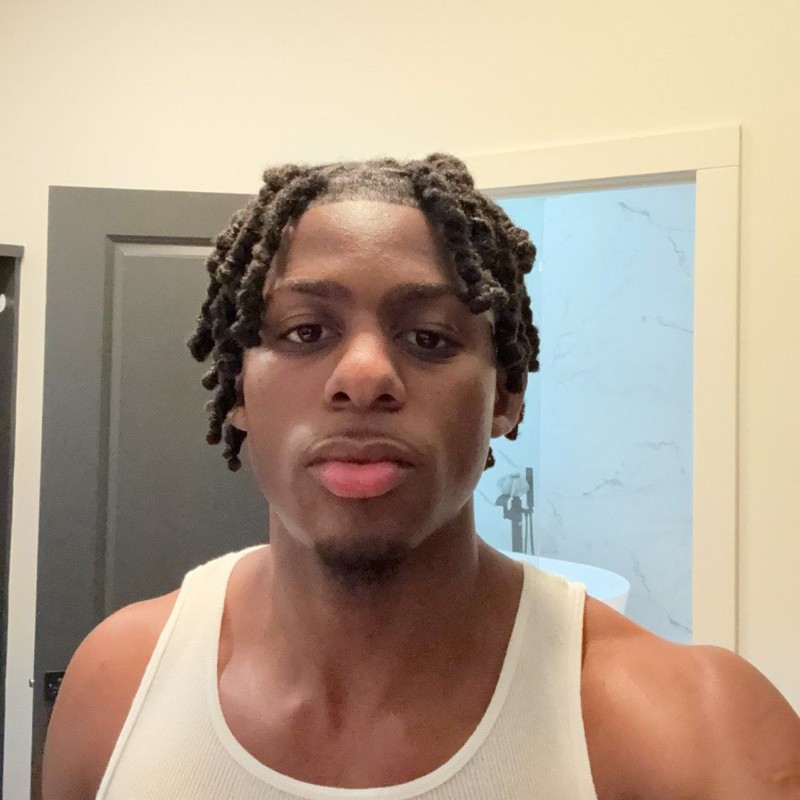 Ollie (@dopeboyoli) | Snapchat Stories, Spotlight & Lenses