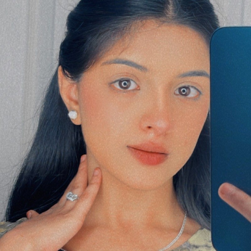 𝑫𝓸𝒓𝒂𝒆𝒎𝒊 𝑭𝒂𝒓𝒉𝒆𝒆𝒏 𝑲𝒉𝒂𝒏 (@doraemi_farheen) | Snapchat Stories, Spotlight & Lenses