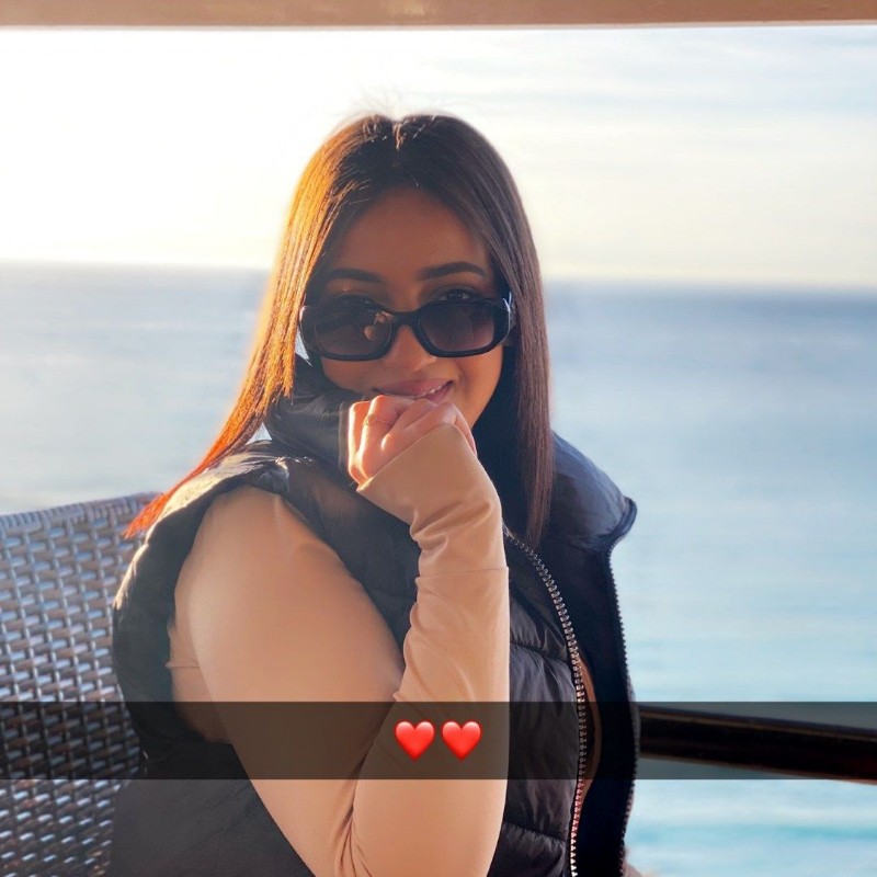 Dou Dou 💣 (@doudou221022) | Snapchat Stories, Spotlight & Lenses