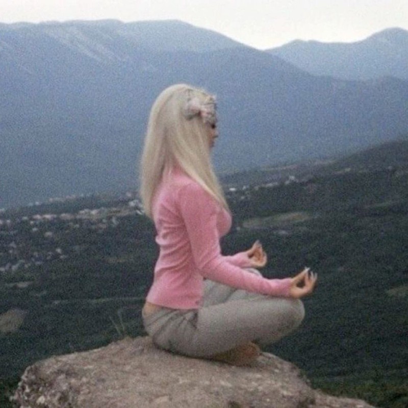 R (@dq_co) | Snapchat Stories, Spotlight & Lenses