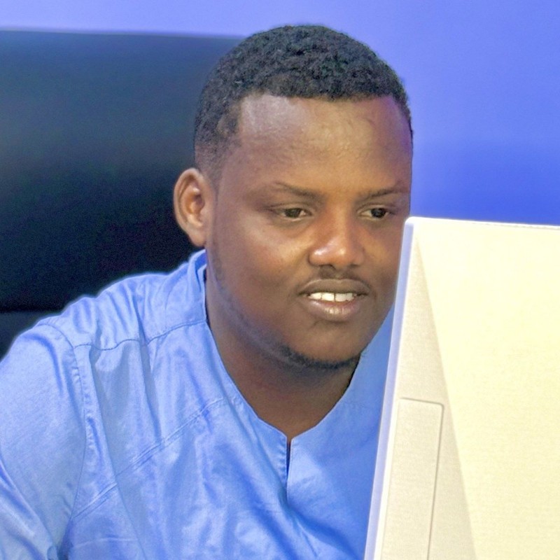 Dr -Ahmad Fartaag (@dr-fartaag) | Snapchat Stories, Spotlight & Lenses