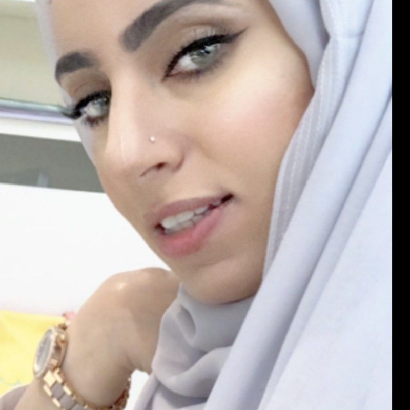 Dr.Rawan Alkhateeb (@dr.rawan66) | Snapchat Stories, Spotlight & Lenses