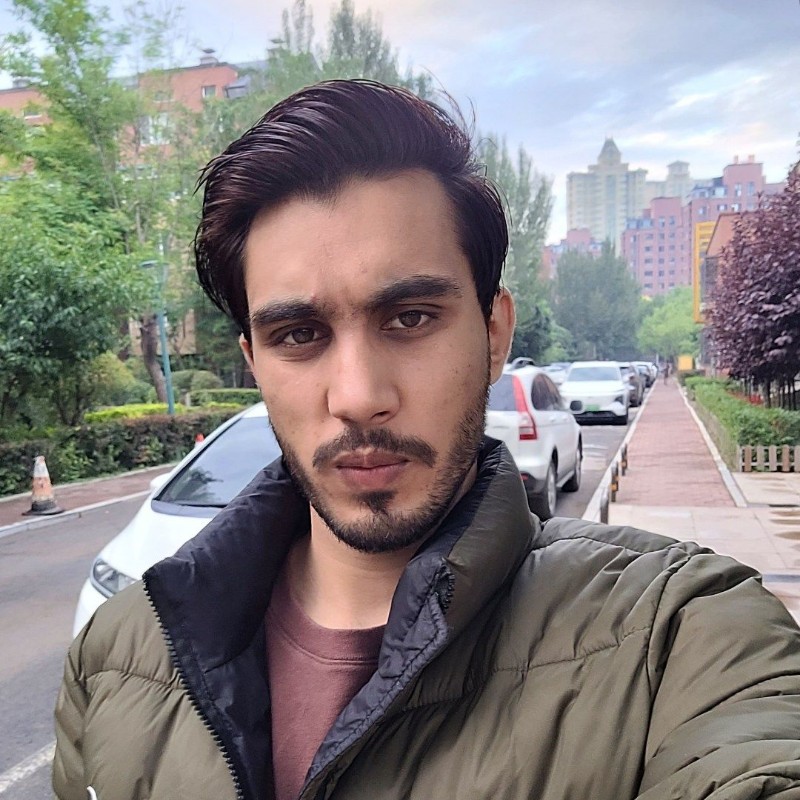 Abdullah Khan (@dr_abdkhan) | Snapchat Stories, Spotlight & Lenses