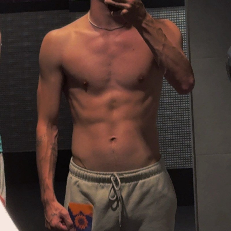 Drake (@dracobwhitworth) | Snapchat Stories, Spotlight & Lenses