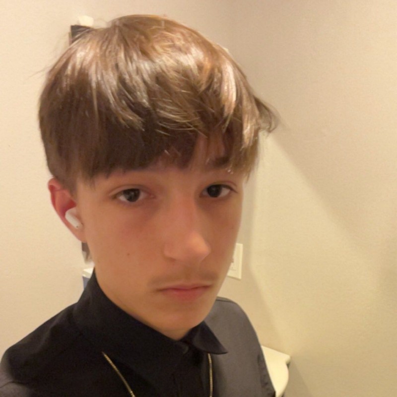 Drake (@drake1239899) | Snapchat Stories, Spotlight & Lenses