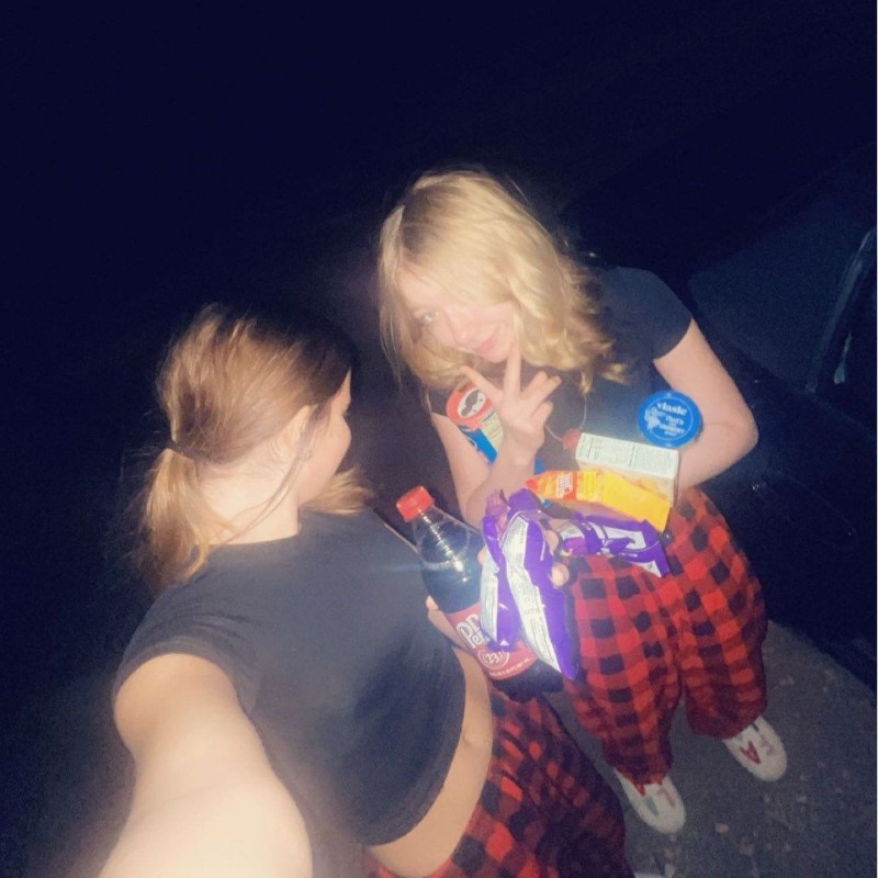 🌚şøpħĩå🫆🌚 (@drakes-version) | Snapchat Stories, Spotlight & Lenses