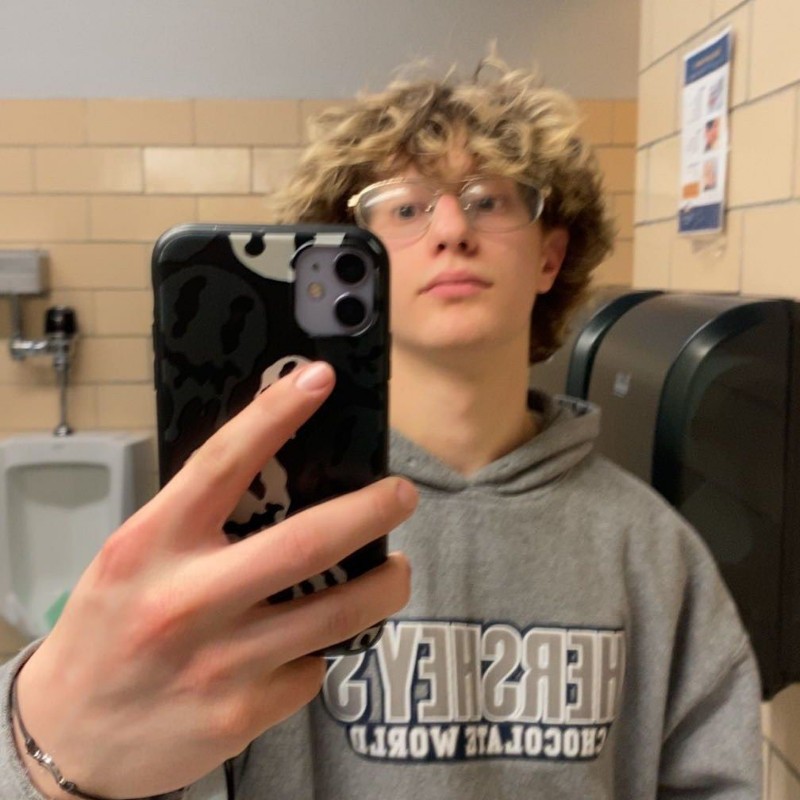 drew christophel (@drewisdumb10) | Snapchat Stories, Spotlight & Lenses