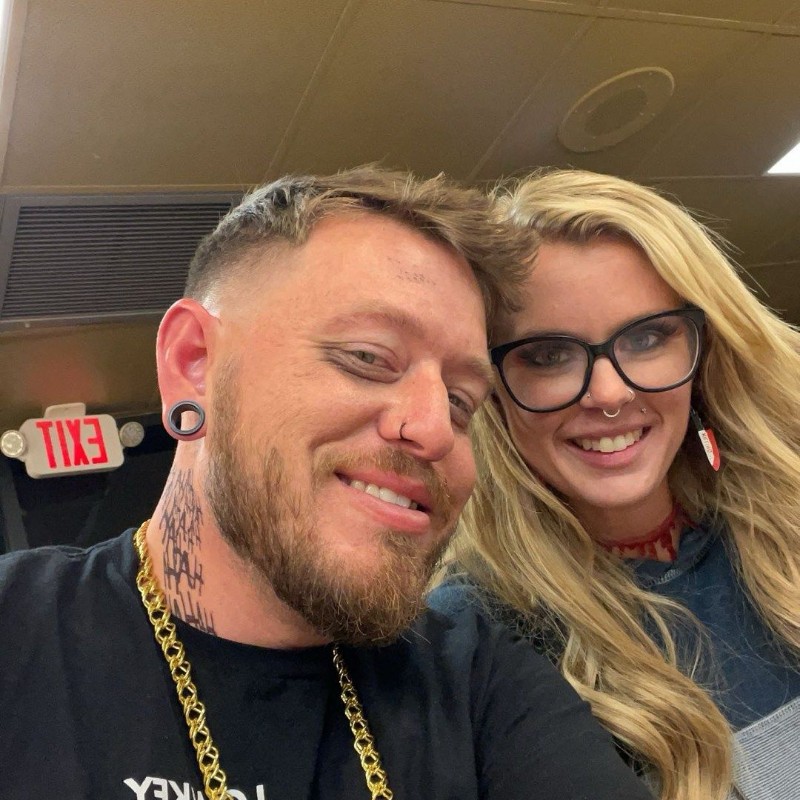 Kyle (@drtymaxx13) | Snapchat Stories, Spotlight & Lenses