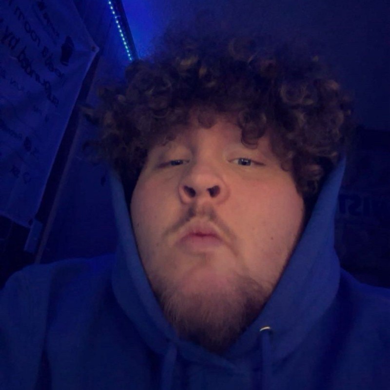 Dillon Russell (@drussell77) | Snapchat Stories, Spotlight & Lenses