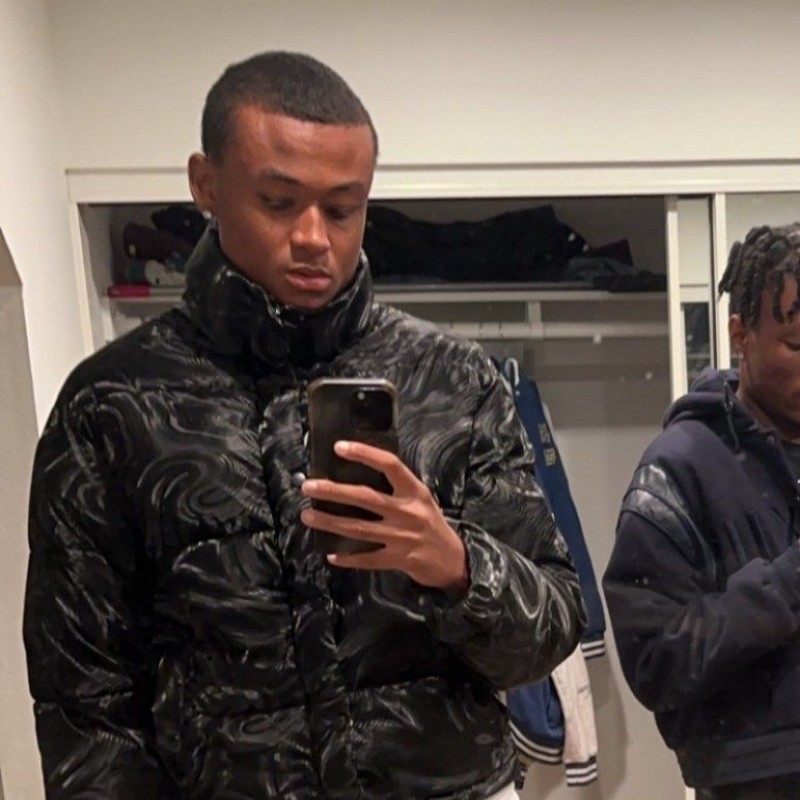 Dominic (@duib) | Snapchat Stories, Spotlight & Lenses