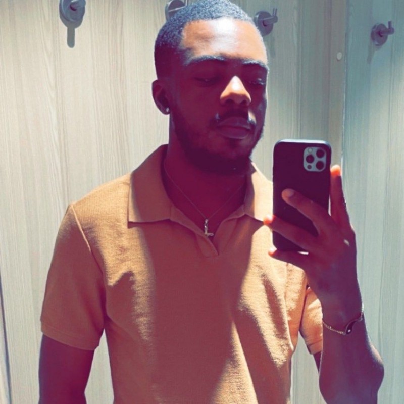 Durel🇨🇲 (@durel1102) | Snapchat Stories, Spotlight & Lenses