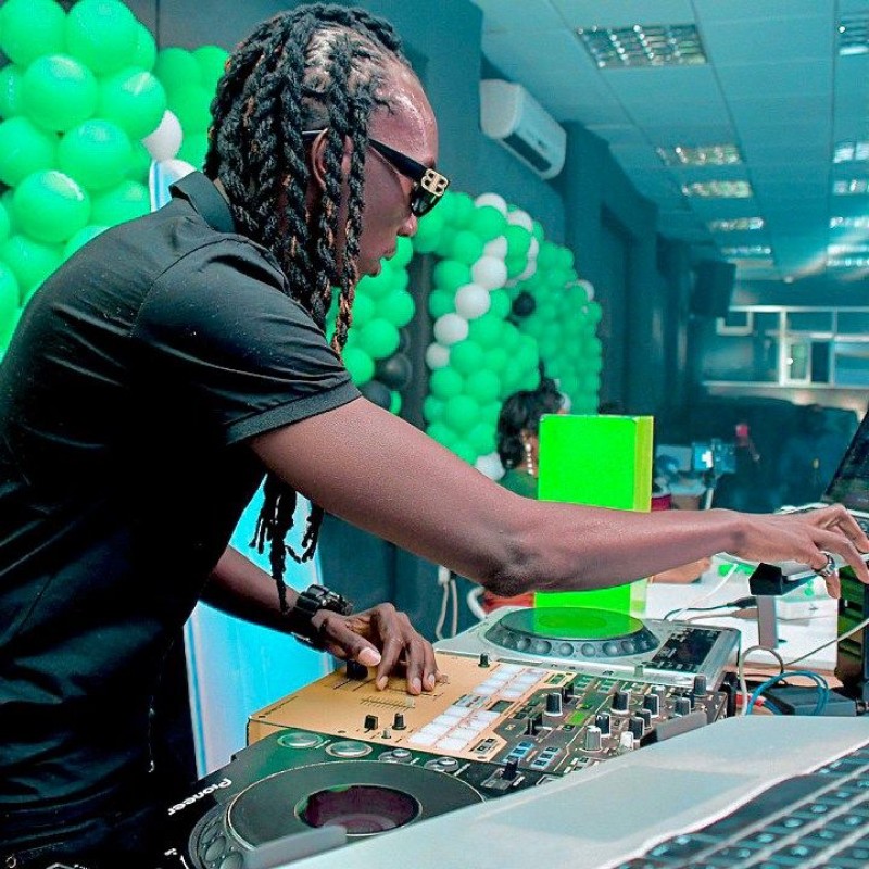 Dvj Mercy pro (@dvjmercypro1) | Snapchat Stories, Spotlight & Lenses