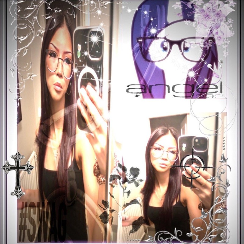 Emmy (@e_ekelof) | Snapchat Stories, Spotlight & Lenses