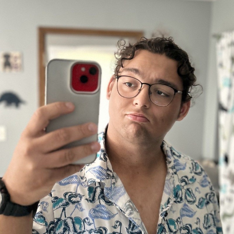 Evan Christian :) (@e_jefferson94) | Snapchat Stories, Spotlight & Lenses