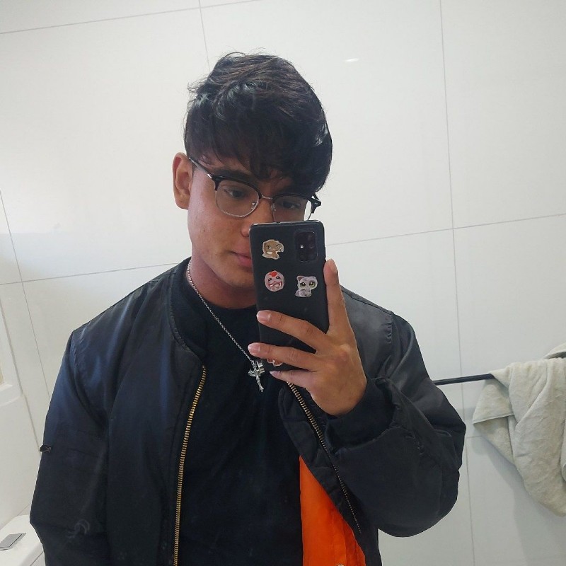 SALVAN (@easts.crow) | Snapchat Stories, Spotlight & Lenses