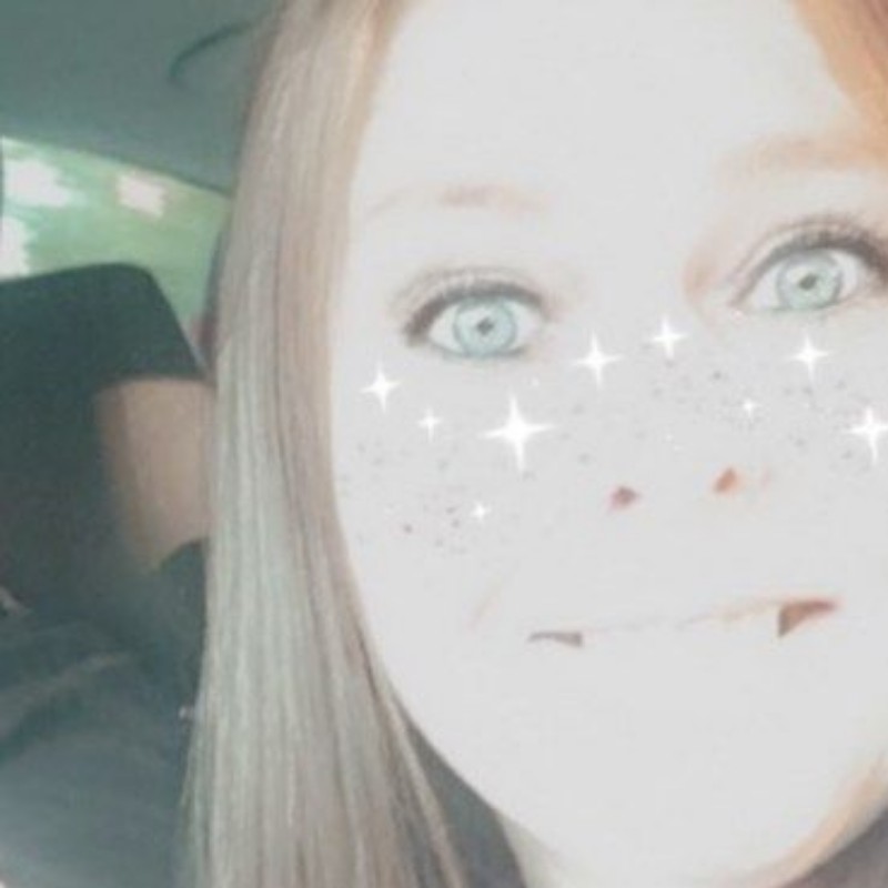 Erica Criswell (@ecriswell51) | Snapchat Stories, Spotlight & Lenses