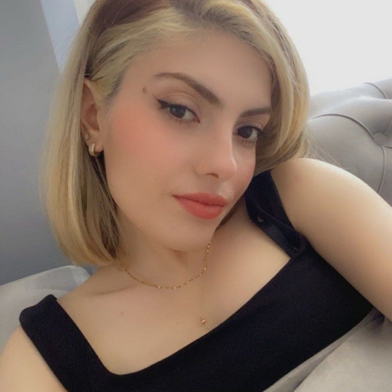 Eda Demir (@eda.dmr54) | Snapchat Stories, Spotlight & Lenses