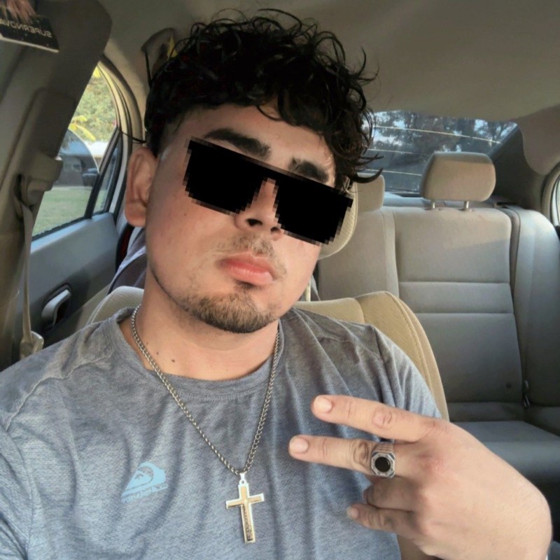 Edi Maradiaga (@edy_mc04) | Snapchat Stories, Spotlight & Lenses