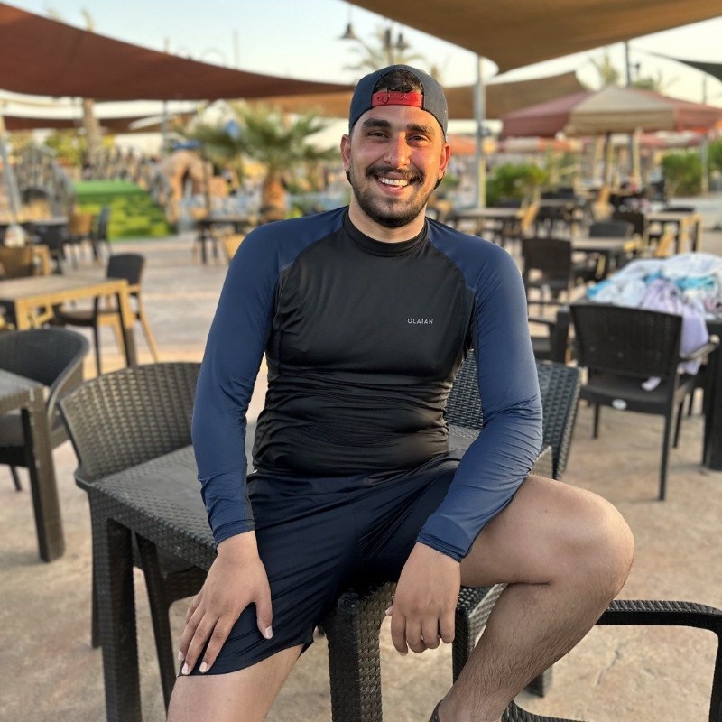 E M (@eh_mu1) | Snapchat Stories, Spotlight & Lenses