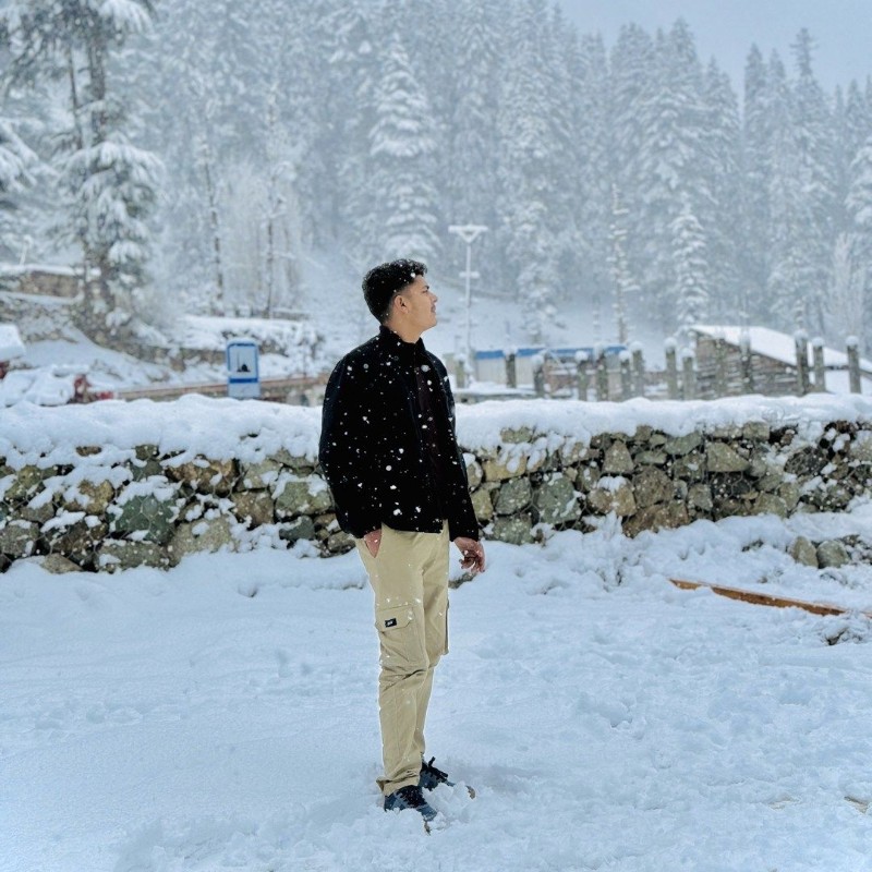 𝐸𝒽𝓈𝒶𝓃 (@ehsan_5945) | Snapchat Stories, Spotlight & Lenses