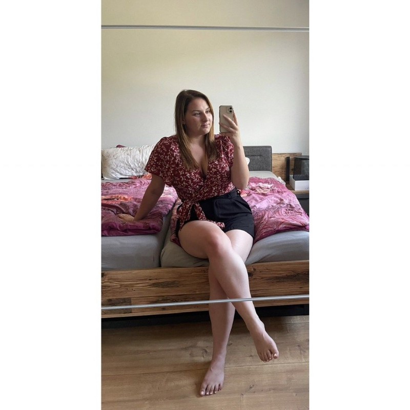 andrea eichinger (@eichingera) | Snapchat Stories, Spotlight & Lenses