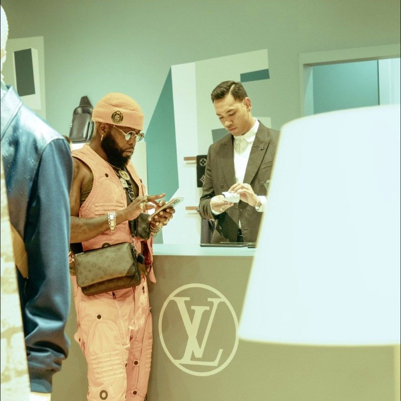 EJ ENTERTAINMENT GROUP🐝🐝 (@ejents_group) | Snapchat Stories, Spotlight ...