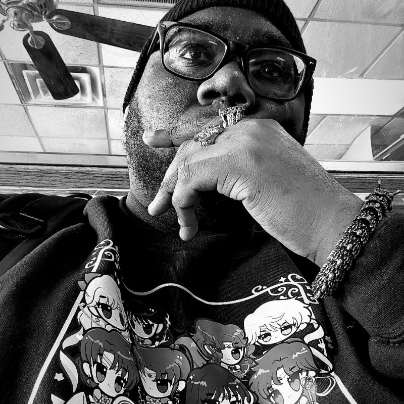 Ekard (@ekardtensei) | Snapchat Stories, Spotlight & Lenses