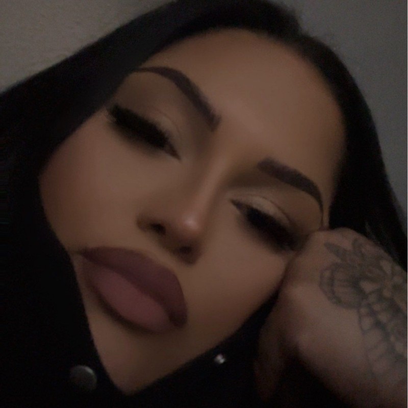 Elizabeth ♥️ (@elizabeth88xo) | Snapchat Stories, Spotlight & Lenses
