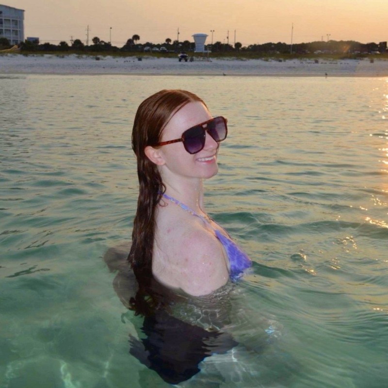 Elizabeth Goldwire! (@elizabethg4469) | Snapchat Stories, Spotlight ...