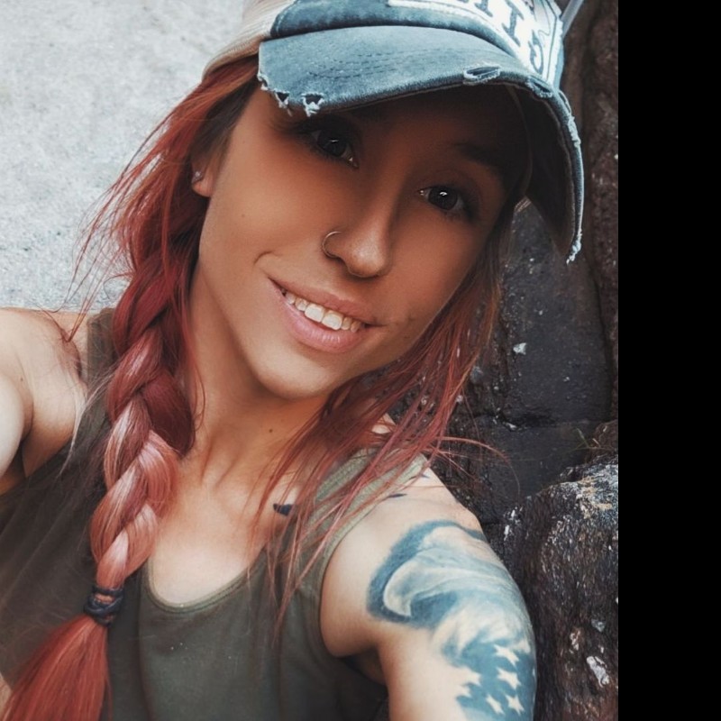 Elizabeth Howlett (@elizabethhowlet) | Snapchat Stories, Spotlight & Lenses