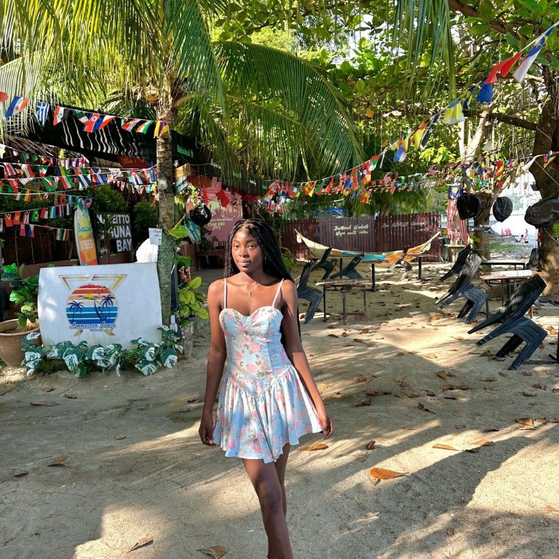 Ella Miami 👑 (@ella-miami) | Snapchat Stories, Spotlight & Lenses