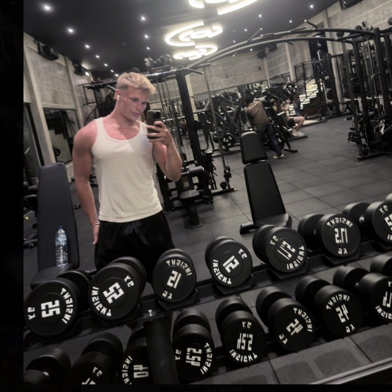 Elmeri (@elmerihonkanen) | Snapchat Verhalen, Spotlight en Lenzen